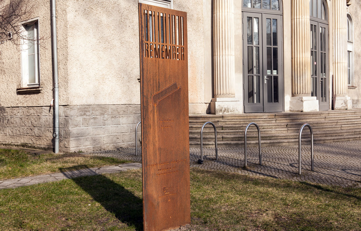 REMEMBER - GEDENKORT.CAMPUS.CHARITÉ MITTE
